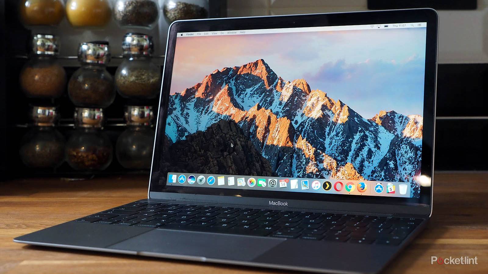 Apple might launch entry-level 13-inch MacBook in September