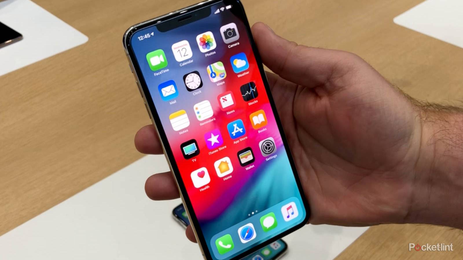 Apple officially releases iOS 12 for iPhone and iPad users