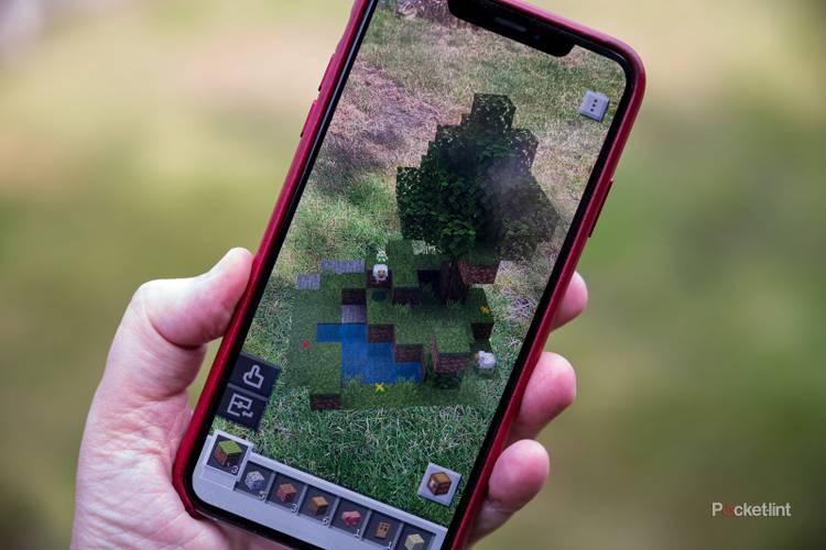 How to play Minecraft Earth