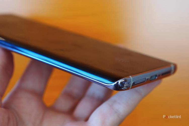 Vivo NEX 3 review: Waterfall display thrills and spills