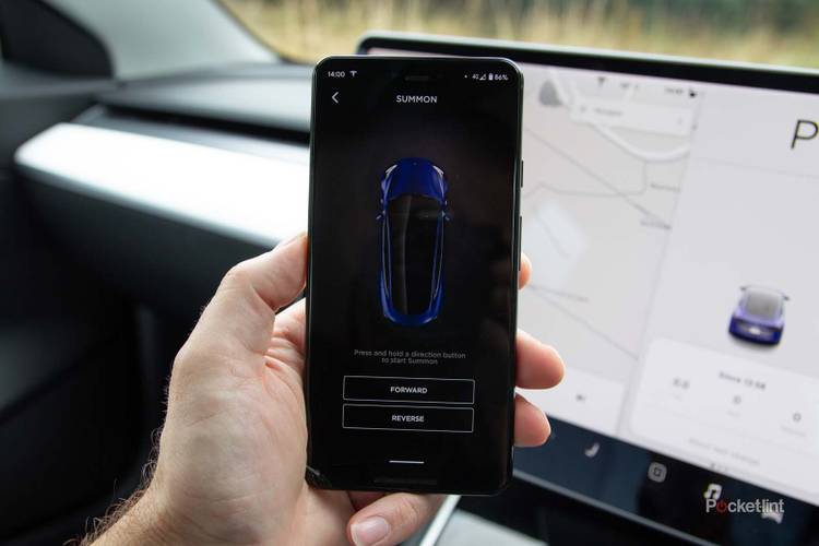 A closer look at the Tesla Model 3 interior and infotainment tech