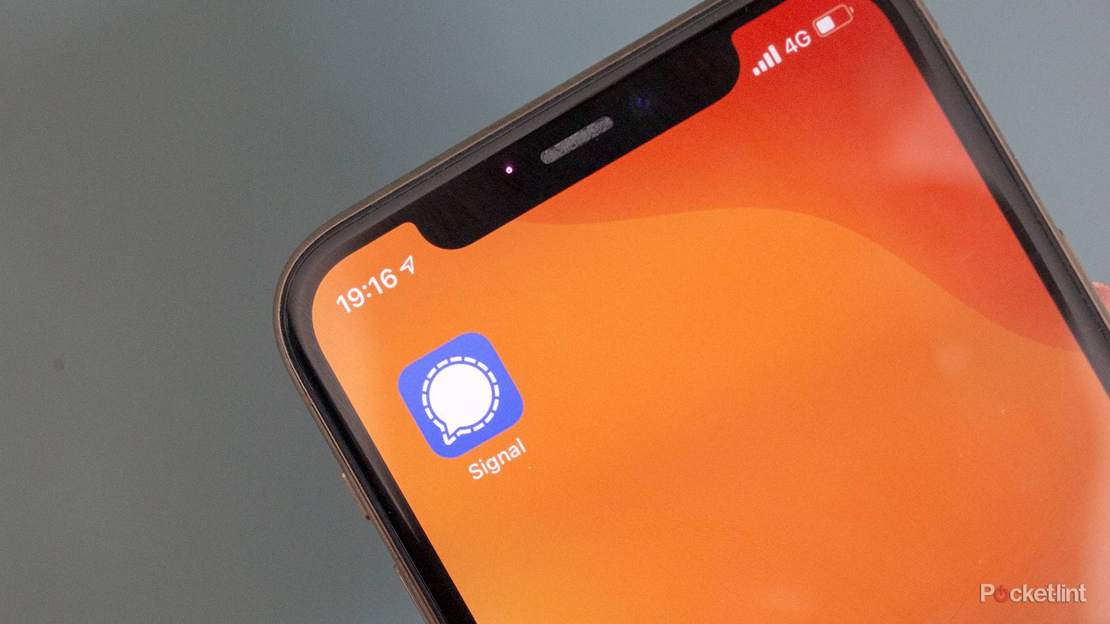How to use Signal's face-blurring tool and what's the point