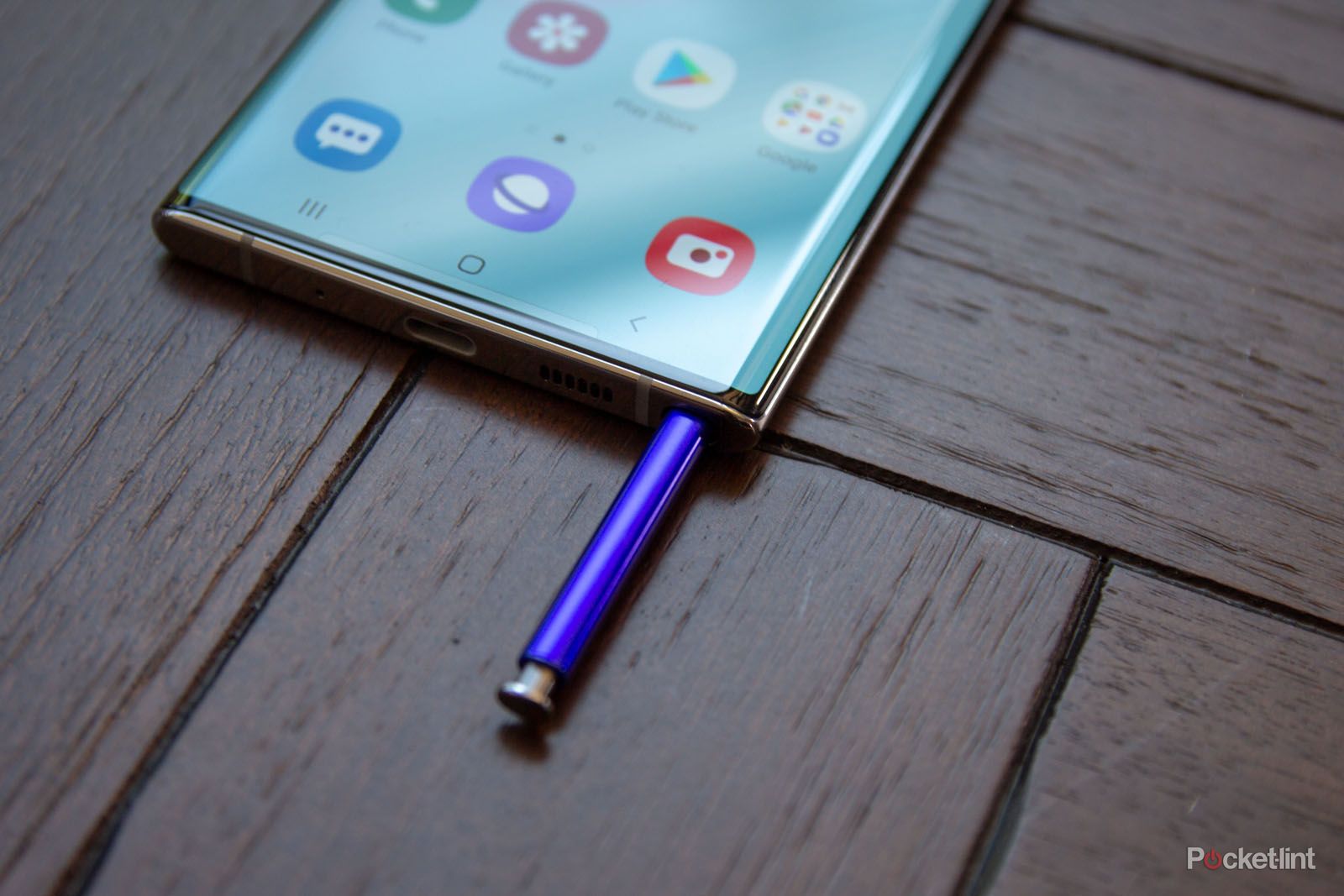 Samsung said to be ditching curved screens for the Galaxy Note 20