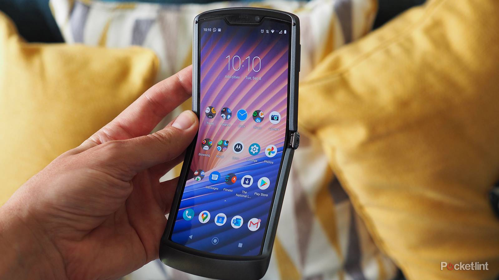 Motorola might skip the 2021 Razr to reinvent its design