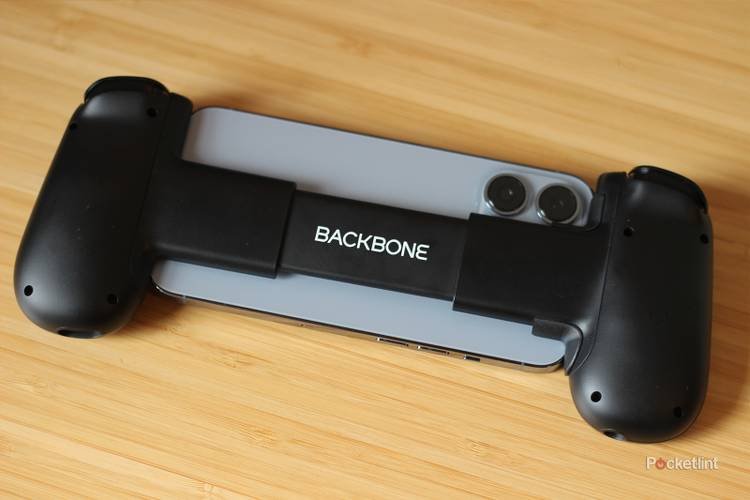Backbone One review: Turn your iPhone into a games console