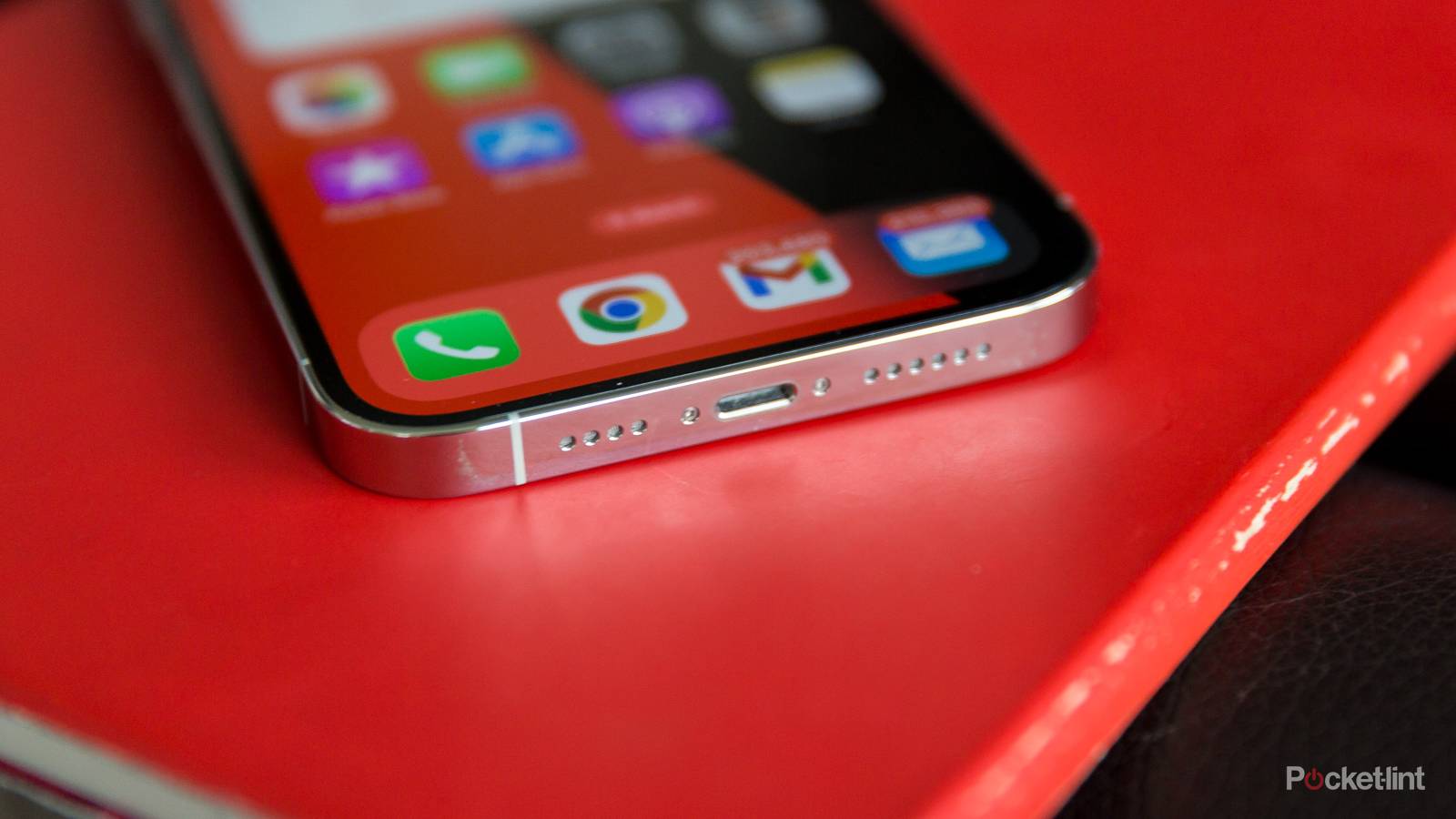 Apple confirms switch to USB-C... bye bye Lightning