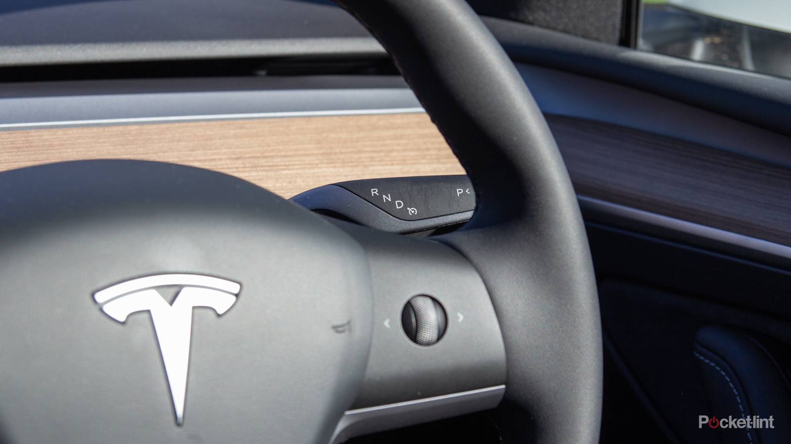 Tesla opens Full Self-Driving beta to all, safety score be damned