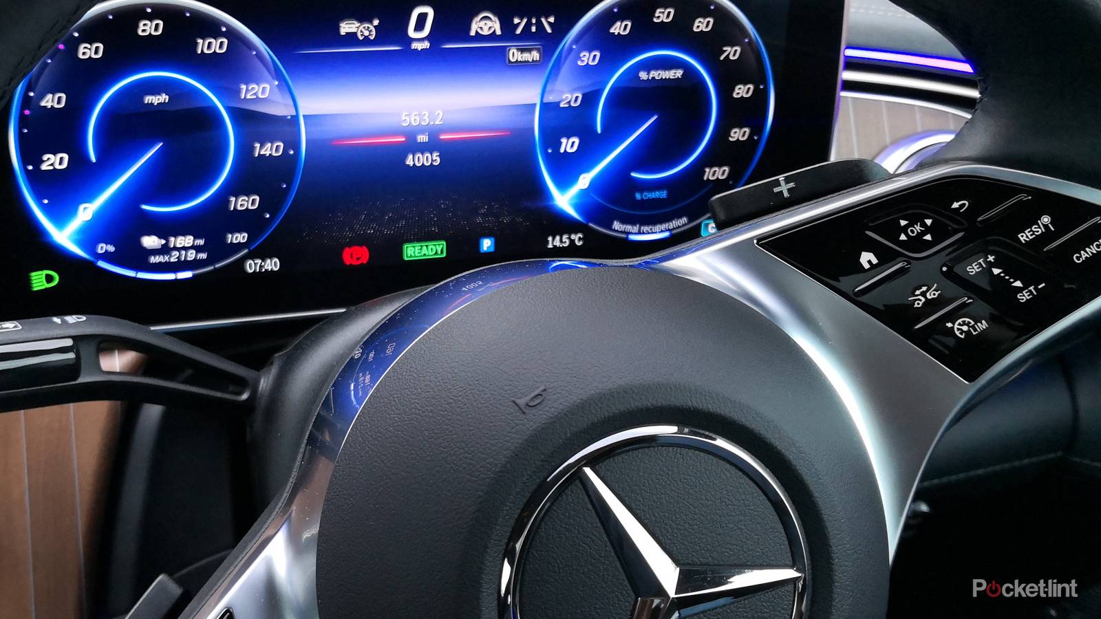Mercedes-Benz to launch high-powered chargers globally