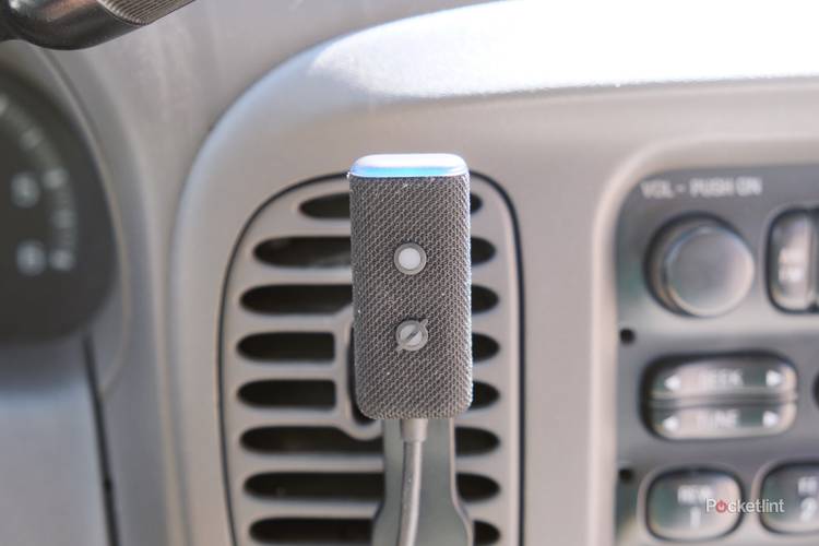 Amazon Echo Auto (2022) review: Plenty of smarts for the right kind of car