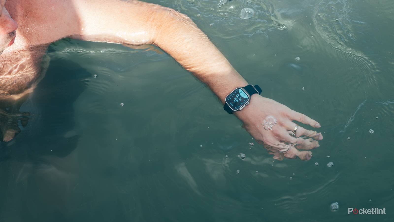 Which Apple Watch models are waterproof?
