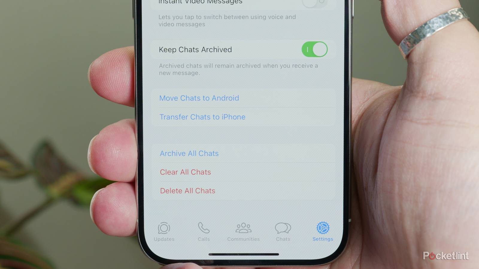 How to quickly transfer WhatsApp chats (without a backup)