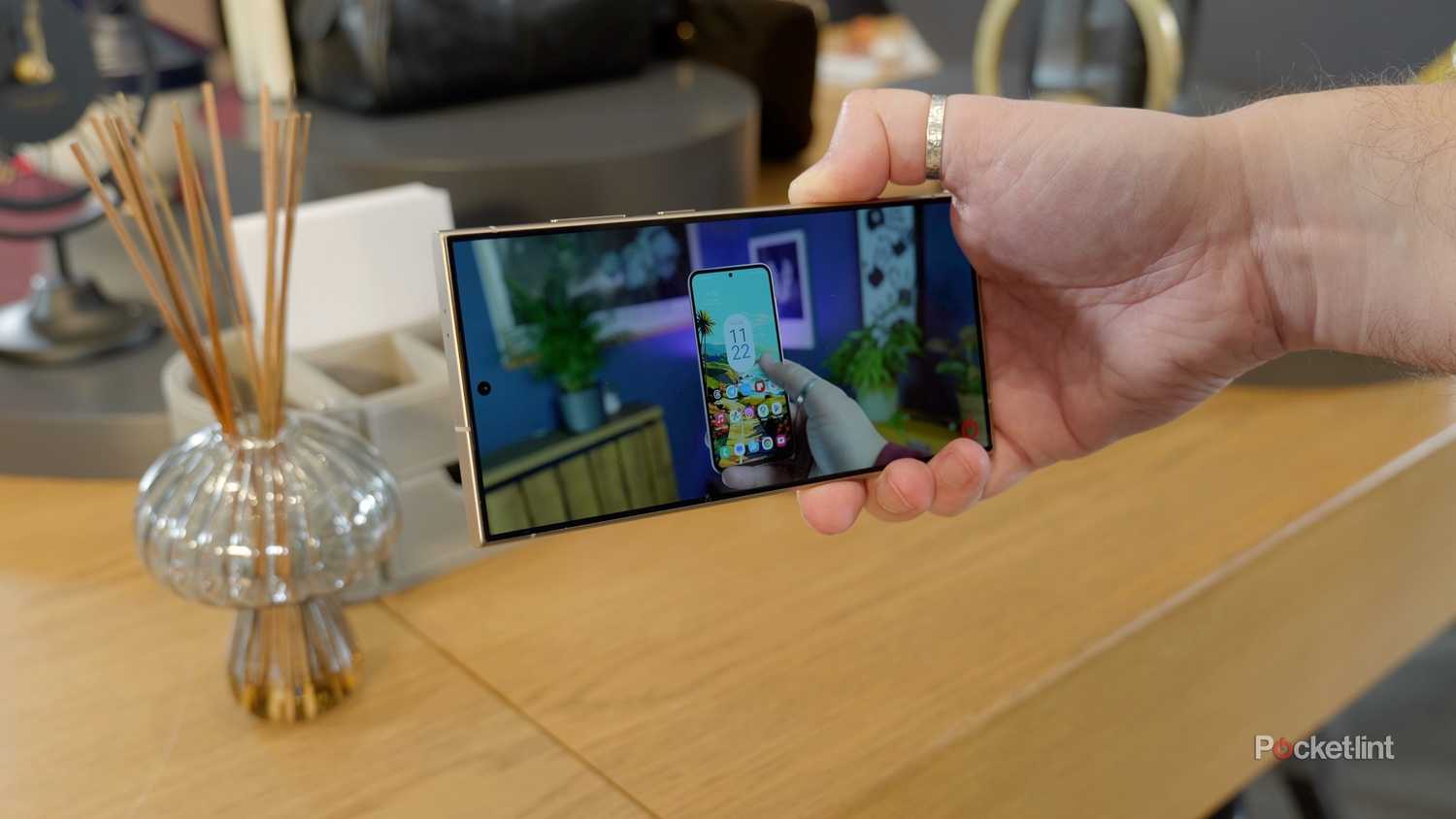 Samsung Galaxy S24 Ultra vs iPhone 15 Pro Max