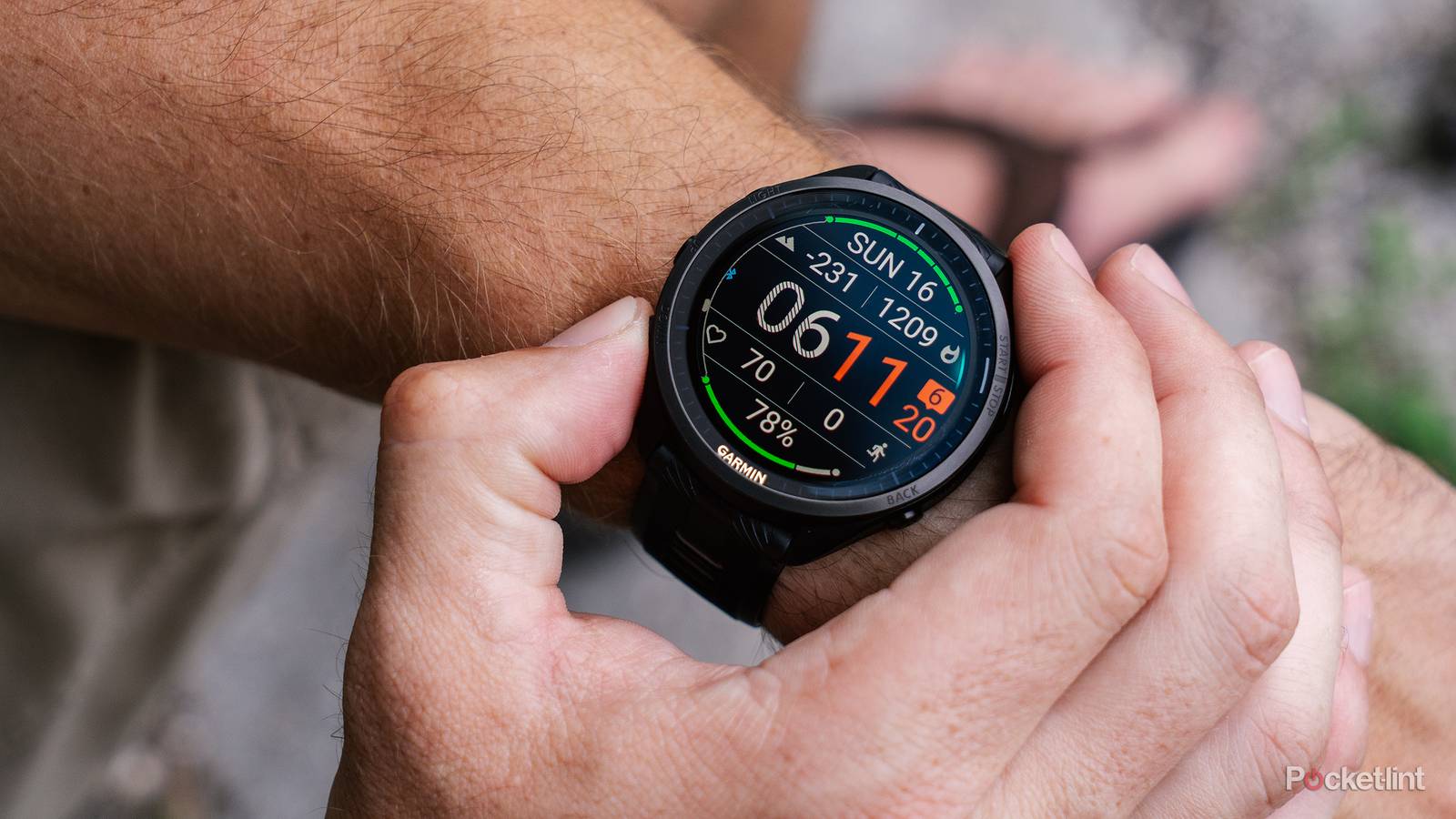 How to customize a Garmin watch face