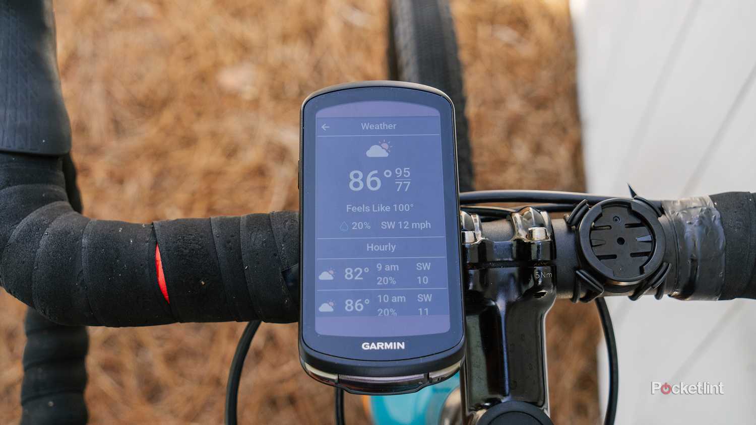 Garmin Edge 1040 Solar review: Feature-rich with an old-school display