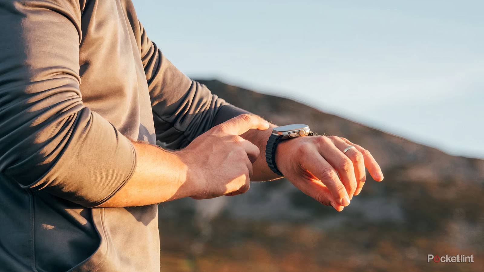 Apple Watch might get a camera, while foldable iPhone eyes 2026 launch