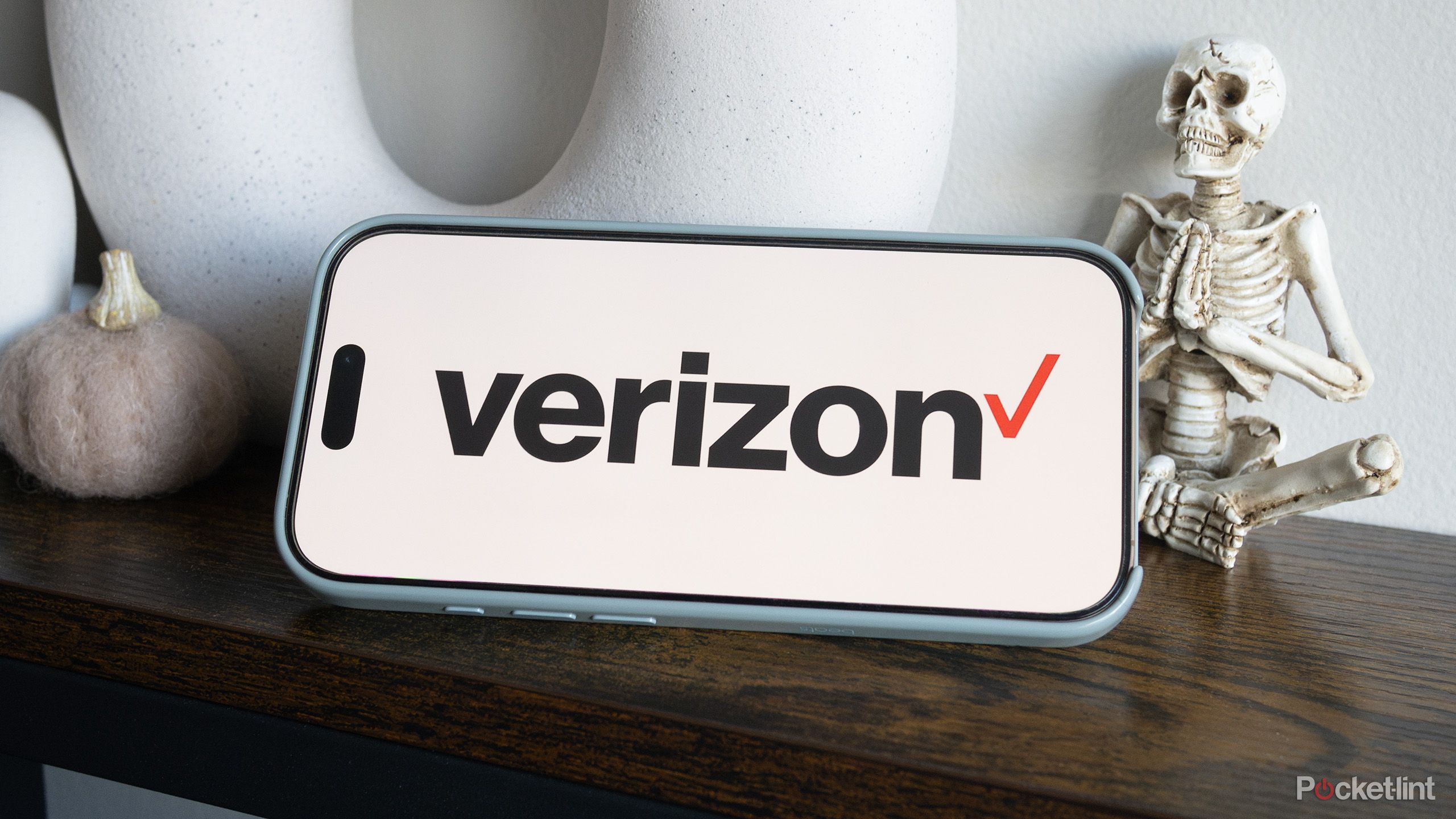 Color me shocked: Verizon quietly raises operational charges on post ...