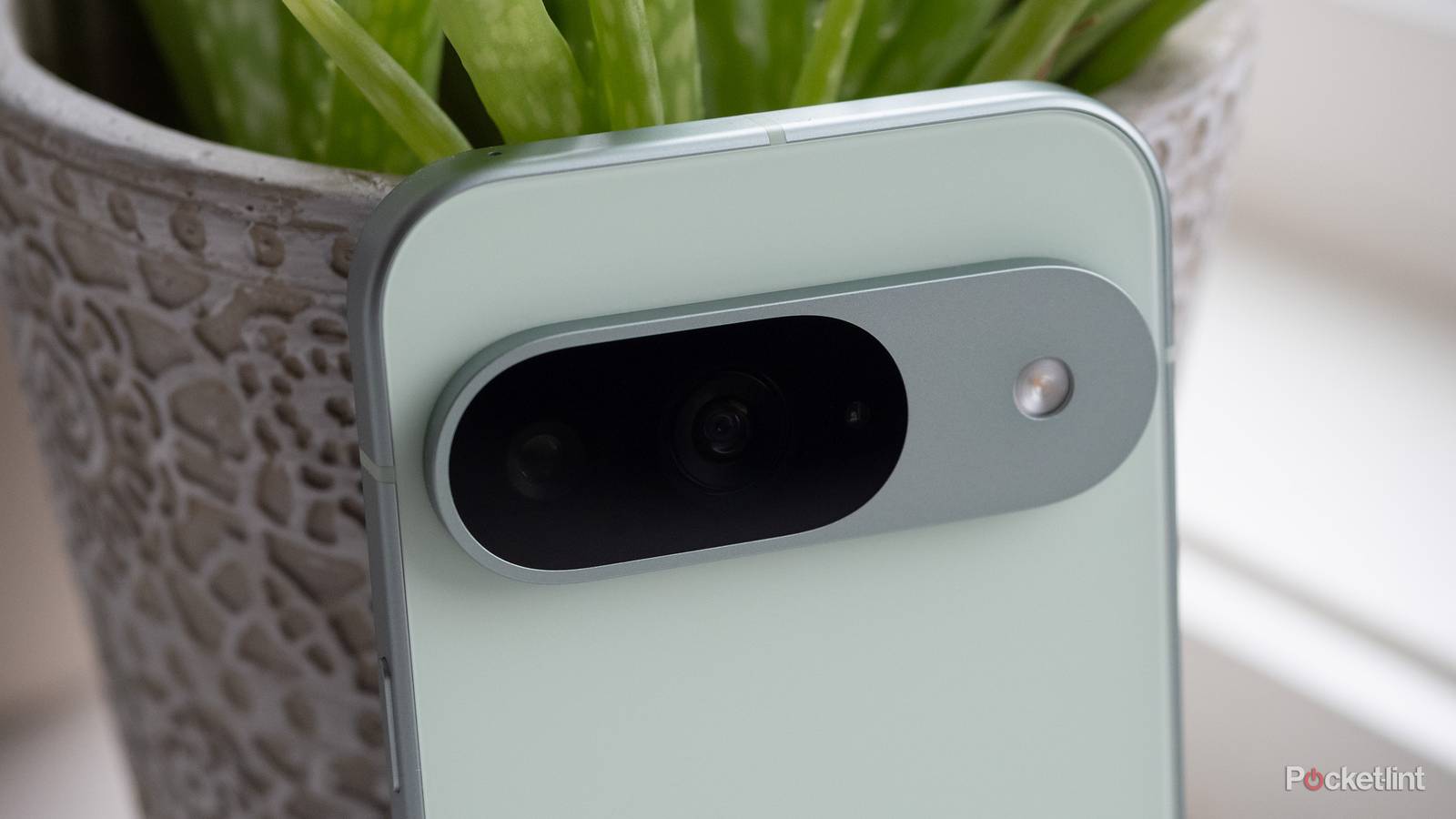 If your Pixel's battery is suddenly draining quickly, it's not just you