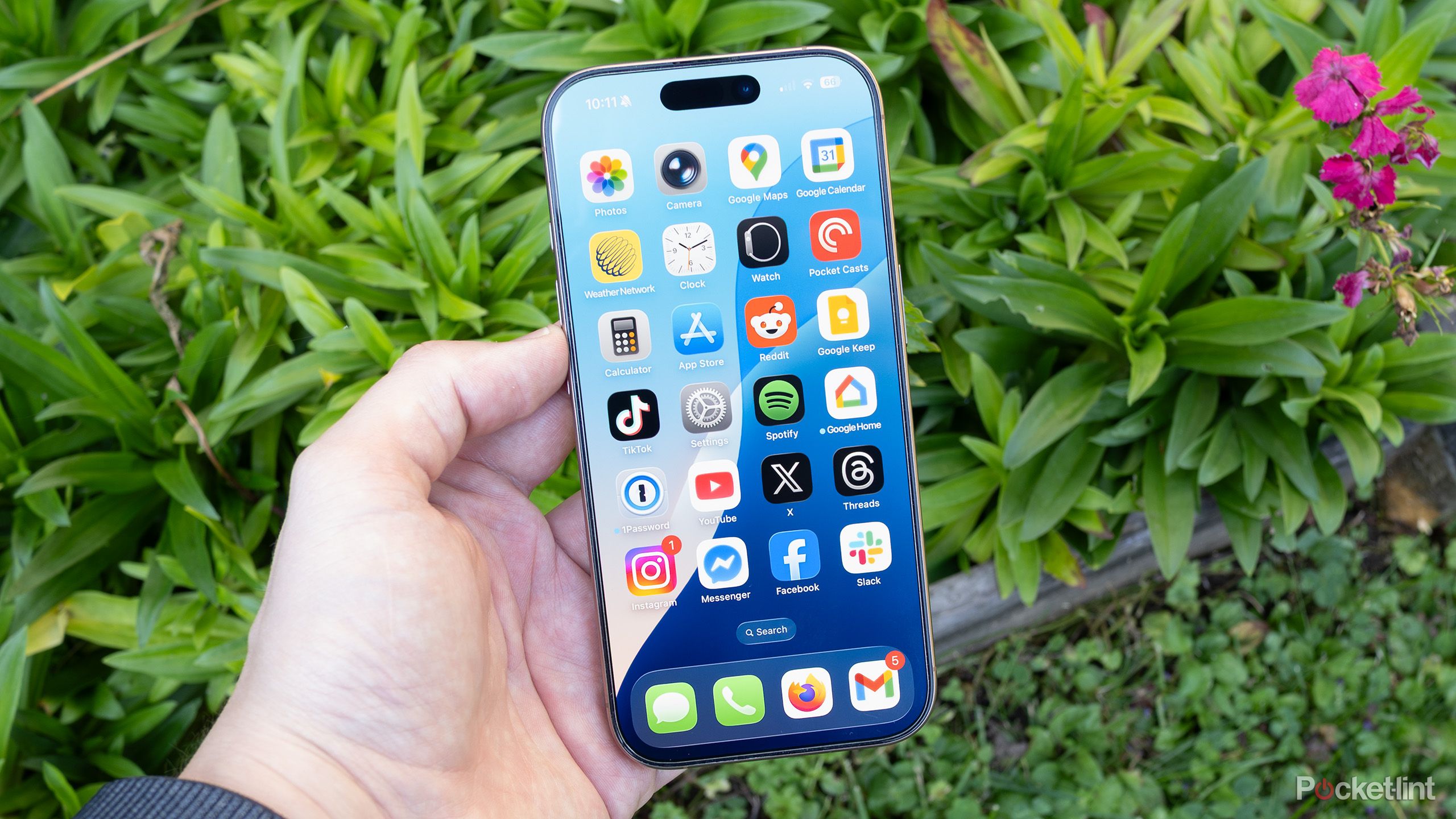 Photographing Lego with an iPhone: How Andrew Whyte took these stunning ...