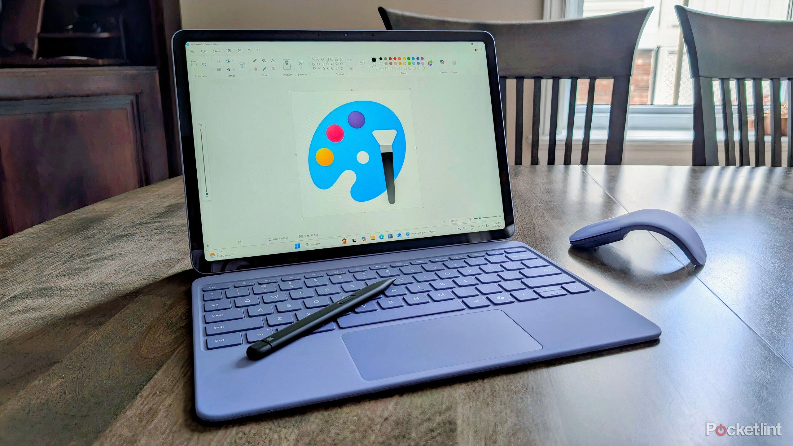 These incredible illustrations were created using only Microsoft Paint