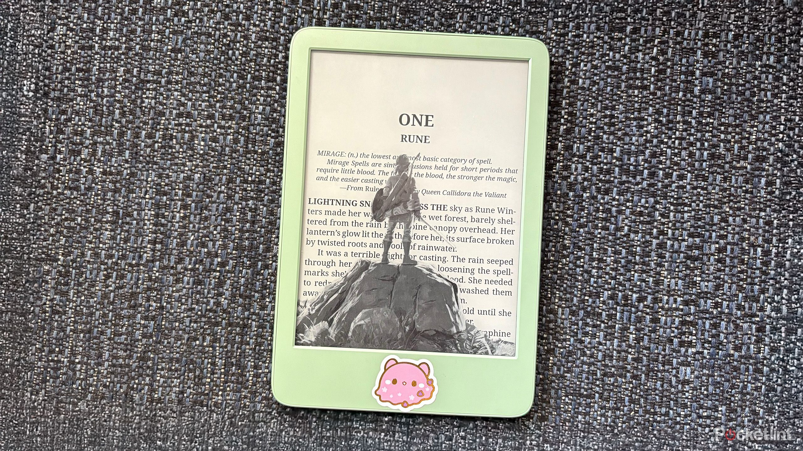 4 Ways to Repurpose an Old Kindle eReader