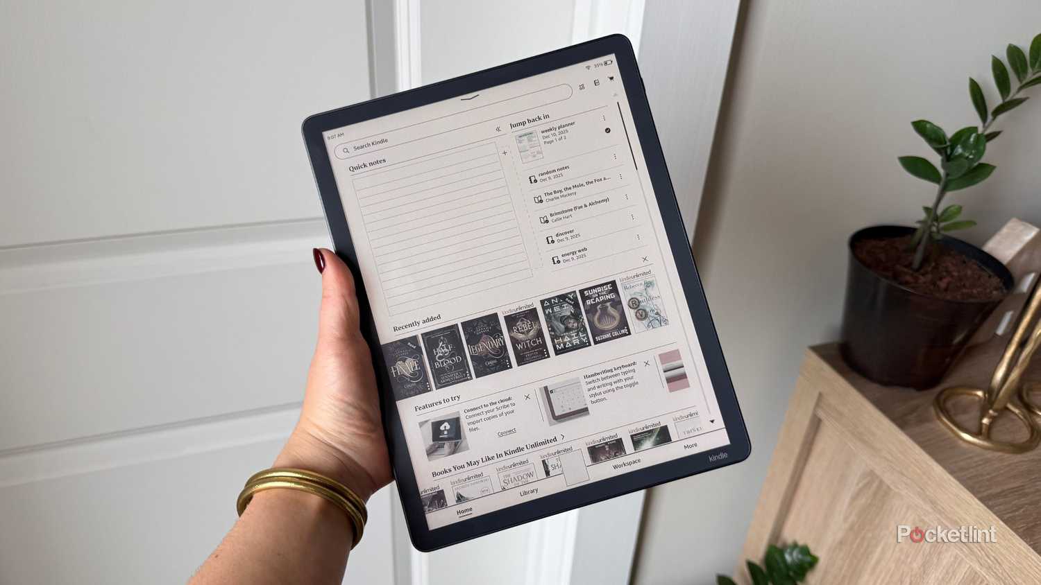 The Kindle Scribe Colorsoft surprised me