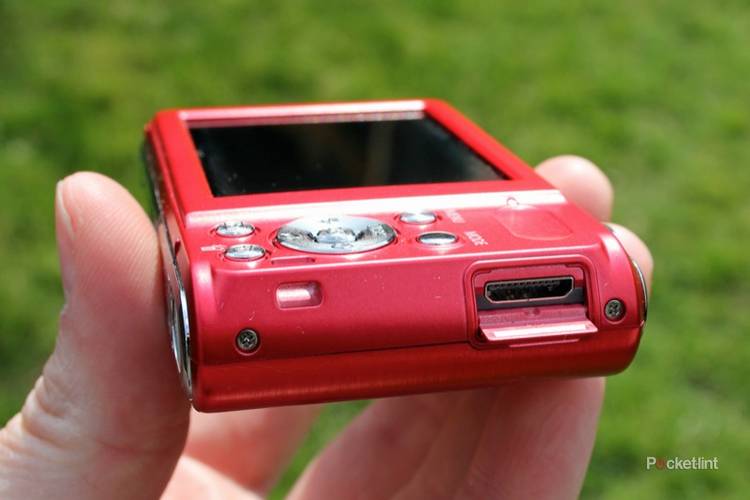 Samsung PL80 compact camera