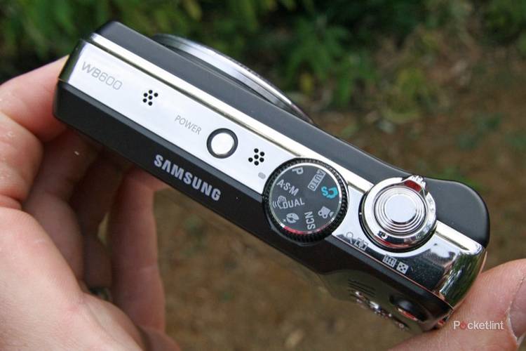 Samsung WB600